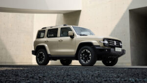 2025 Tank 300 now available in diesel variant with 2.4T engine, 181 hp ...