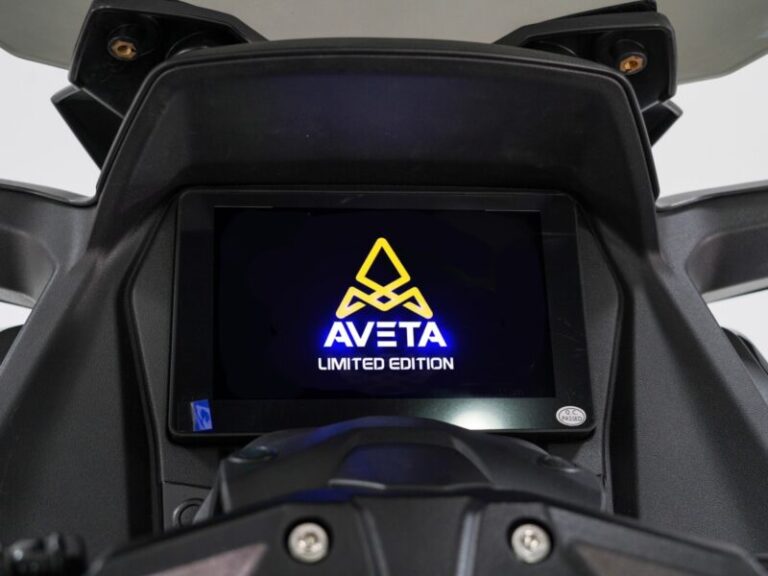 2026 Aveta Nova 250 now available in Titan Red & Nordic Blue, priced ...